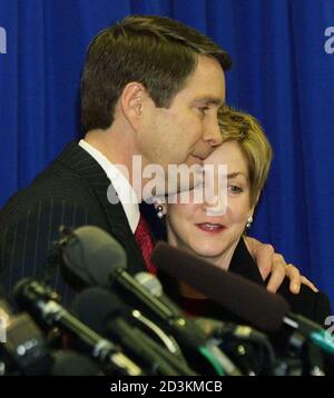 Former Senate Majority Leader Bill Frist and his wife Tracy Roberts ...