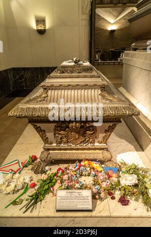 Kapuzinergruft in Wien Sarkophag von Karolina, Reichsgräfin von Fuchs ...