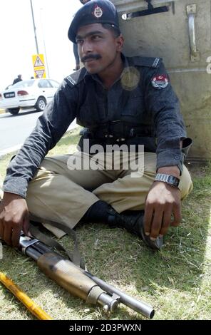 Pakistani former Prime Minister Mian Mohammad Nawaz Sharif addressing ...
