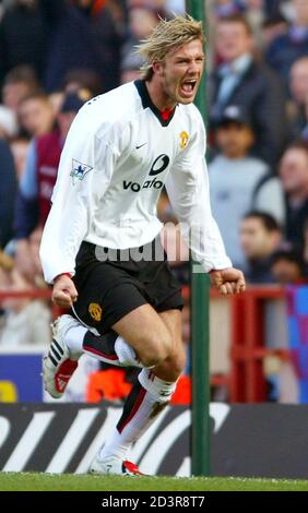 Manchester United's David Beckham celebrates after scoring against ...