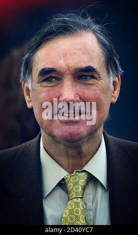 Northern Ireland 0 - 1 Scotland at George Best received his first red ...