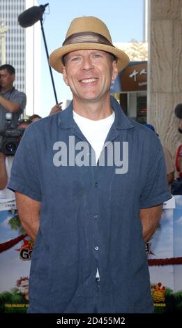 Bruce Willis Rugrats Go Wild World Premier Cinerama Dome Hollywood Los