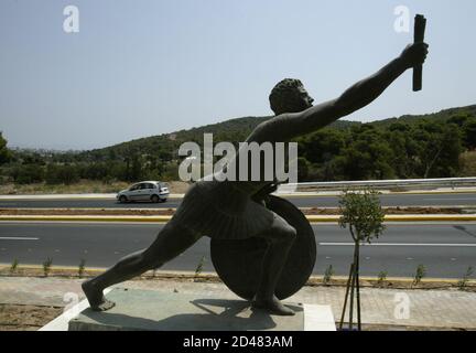 Statue of Pheidippides Stock Photo - Alamy