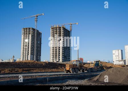 Ground level of new building construction site Stock Photo - Alamy
