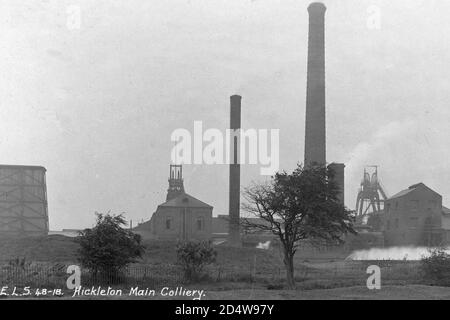 Hickleton main colliery doncaster Stock Photo - Alamy