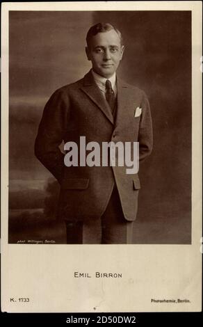 Schauspieler Emil Birron im Anzug, Portrait | usage worldwide Stock ...