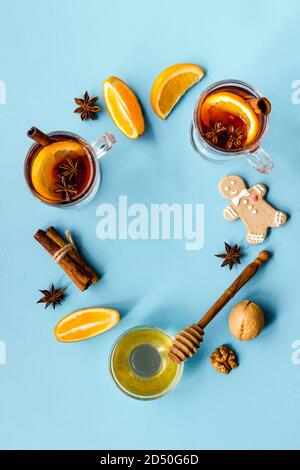 Flay lay of Christmas hot mulled wine with cinnamon and spices Stock ...