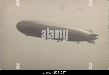 Zeppelin, Starrluftschiff, Blick von unten, LZ 129 | usage worldwide ...
