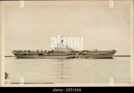 Britisches Kriegsschiff, Royal Navy, HMS Bulwark, Flugzeugträger ...