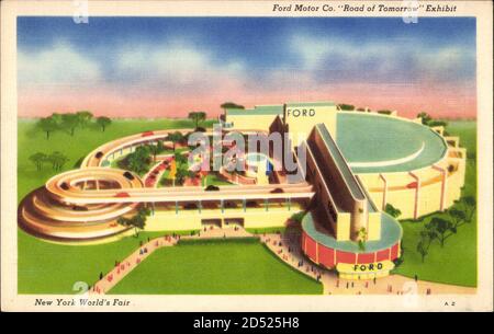 New York World's Fair - Ford Motor Building at night Stock Photo - Alamy