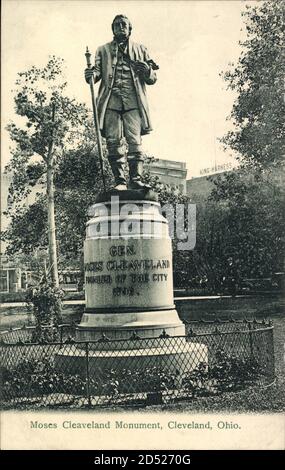 Cleveland Ohio USA, view of the Moses Cleveland Monument | usage ...