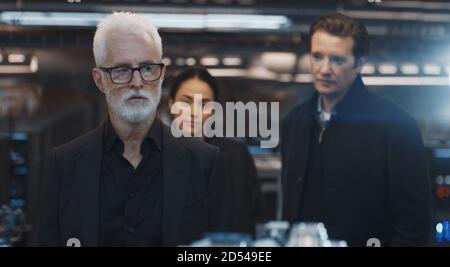 John Slattery from left, Ed Carroll, COO, AMC Networks, Matthew Weiner ...