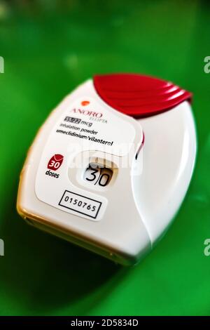 Umeclidinium Vilanterol inhaler for metered powder measured dose Stock ...