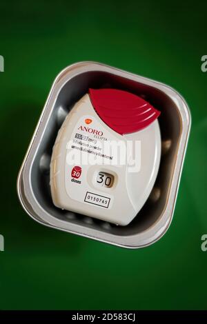 Umeclidinium Vilanterol inhaler powder Stock Photo - Alamy