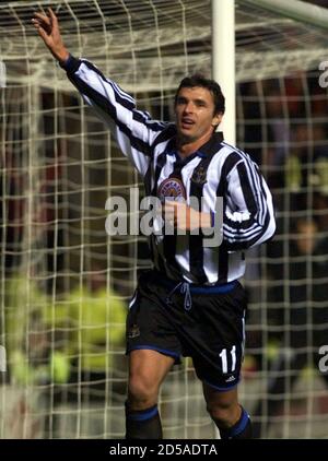 GARY SPEED NEWCASTLE UNITED FC ST. JAMES PARK NEWCASTLE ENGLAND 26 ...