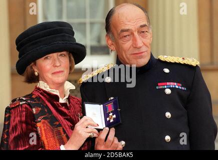 The Prince of Wales with Lieutenant General Sir Peter Graham before ...