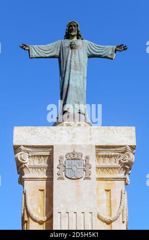 Statue of Jesus Christ on Pilgrimage island in Hundred Islands National ...