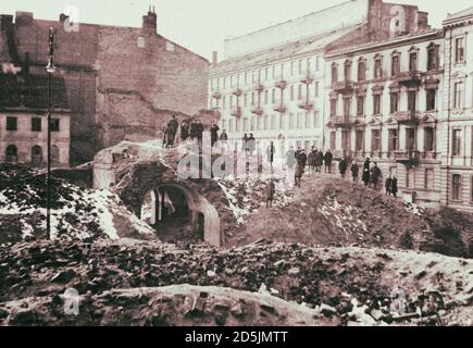 Warsaw Ghetto World War II Holocaust Poland 1941 history historical ...