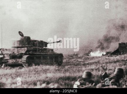 German Panzer IV at the Eastern Front, 1941 Stock Photo - Alamy
