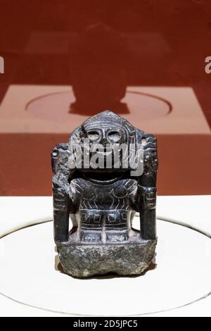 Stone figure of god, Pukara culture,Pre-Columbian, "National Museum of ...