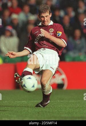 SCOTTISH SOCCER. GARY MacKAY, HEARTS Stock Photo - Alamy