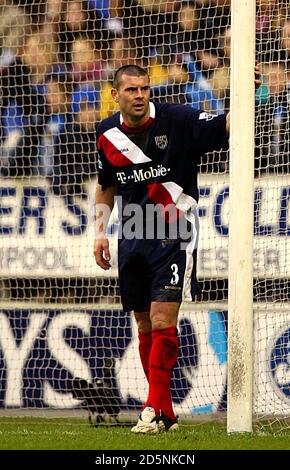West Bromwich Albion's Paul Robinson celebrates victory at the final ...