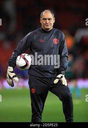 Manchester United coach Silvino Louro (left) and goalkeeper Sergio ...