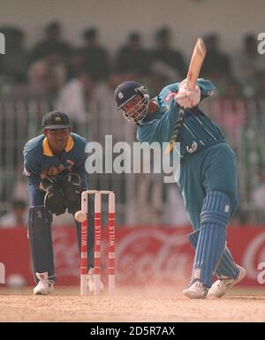 Phil DeFreitas, England (right Stock Photo - Alamy