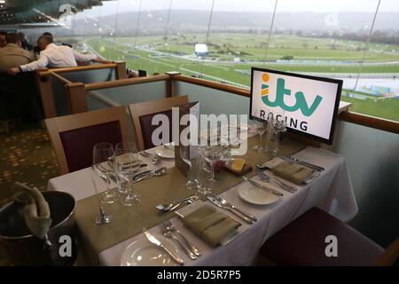 Table setup in the Panoramic Restaurant at Cheltenham Racecourse Stock ...