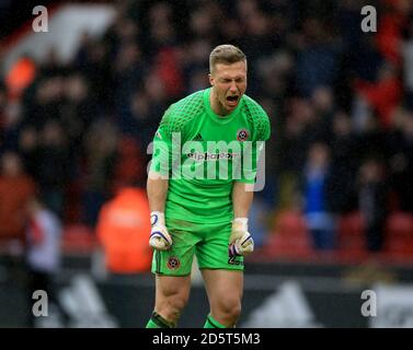 Sheffield United's Simon Moore celebrates his sides victory at the end ...