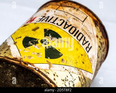 A ionizing radiation symbol on rust metal plate Stock Photo - Alamy