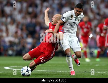 from left: Arjen Robben (Bayern), Maurizio Gaudino Munich, 01/18/2026 ...