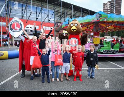 Mascots Sir Valiant and Robyn with young fans at Charlton Athletic's ...