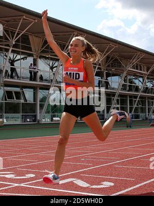 England Midland's Elise Thorner wins the Girls 1500m Steeple in the ...
