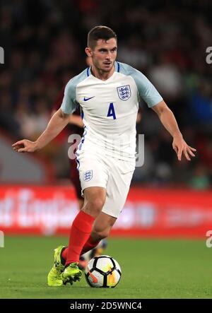 England's Lewis Cook Stock Photo - Alamy
