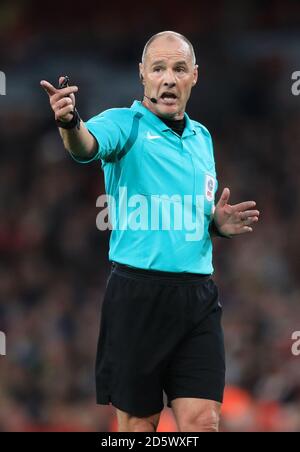 Referee Scott Duncan Stock Photo - Alamy
