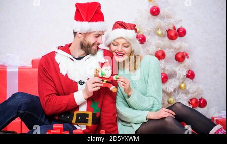 couple, santa hat, loving, cuddle, pairs, christmas cap, santa hats ...