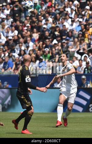 Zlatan Ibrahimović first MLS game. He scored 2 goals in 20 minutes. Los ...