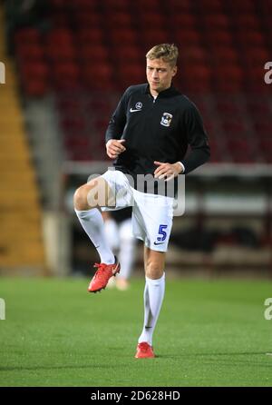 Coventry City's Tom Davies before kick-off Stock Photo - Alamy