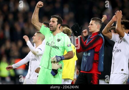 Paris Saint-Germain's goalkeeper Gianluigi Donnarumma (1) waits for the ...