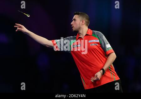 Daryl Gurney during his match against Florian Hempel during day nine of ...