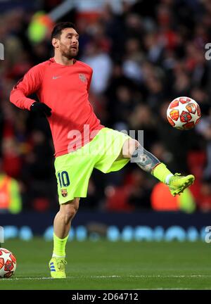 Barcelona's Lionel Messi warms up during the UEFA Champions League ...