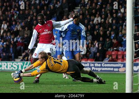 Arsenal's - Emmanuel Adebayor Stock Photo - Alamy