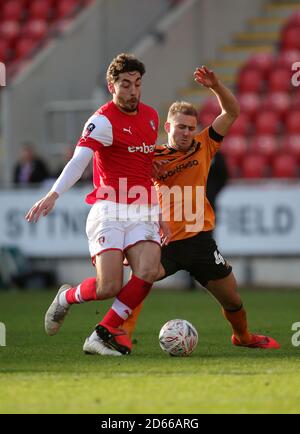 Hull City's Matt Crooks (left), Derby County's Patrick Agyemang (centre ...