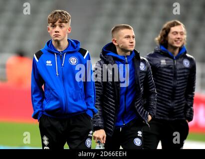 Rochdale's Ethan Brierley ahead of kick-off Stock Photo - Alamy