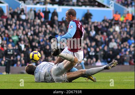 ROBERT GREEN WEST HAM UNITED FC WEST HAM UNITED FC KC STADIUM HULL ...