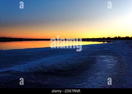 Sunrise, Lake Ninan Salt Lake, Victoria Plains Western Australia Stock ...