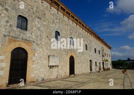 Dominican Republic spanish colonial architecture Santo Domingo old ...