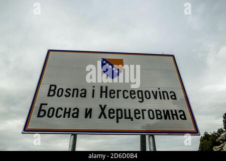 Road Sign Border, between Bosnia and Croatia border Stock Photo - Alamy