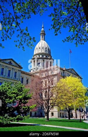 Lansing, Michigan - The Michigan State Capitol building Stock Photo - Alamy
